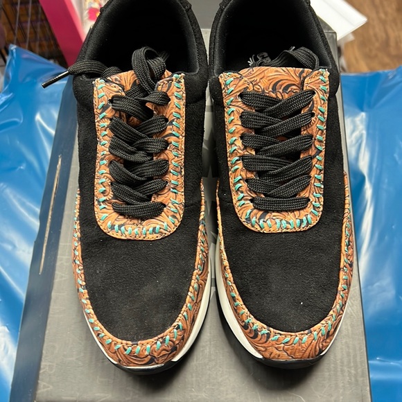 Crazy Train | Shoes | Crazy Train Shoes Sneakers Western Western Sz 8 ...